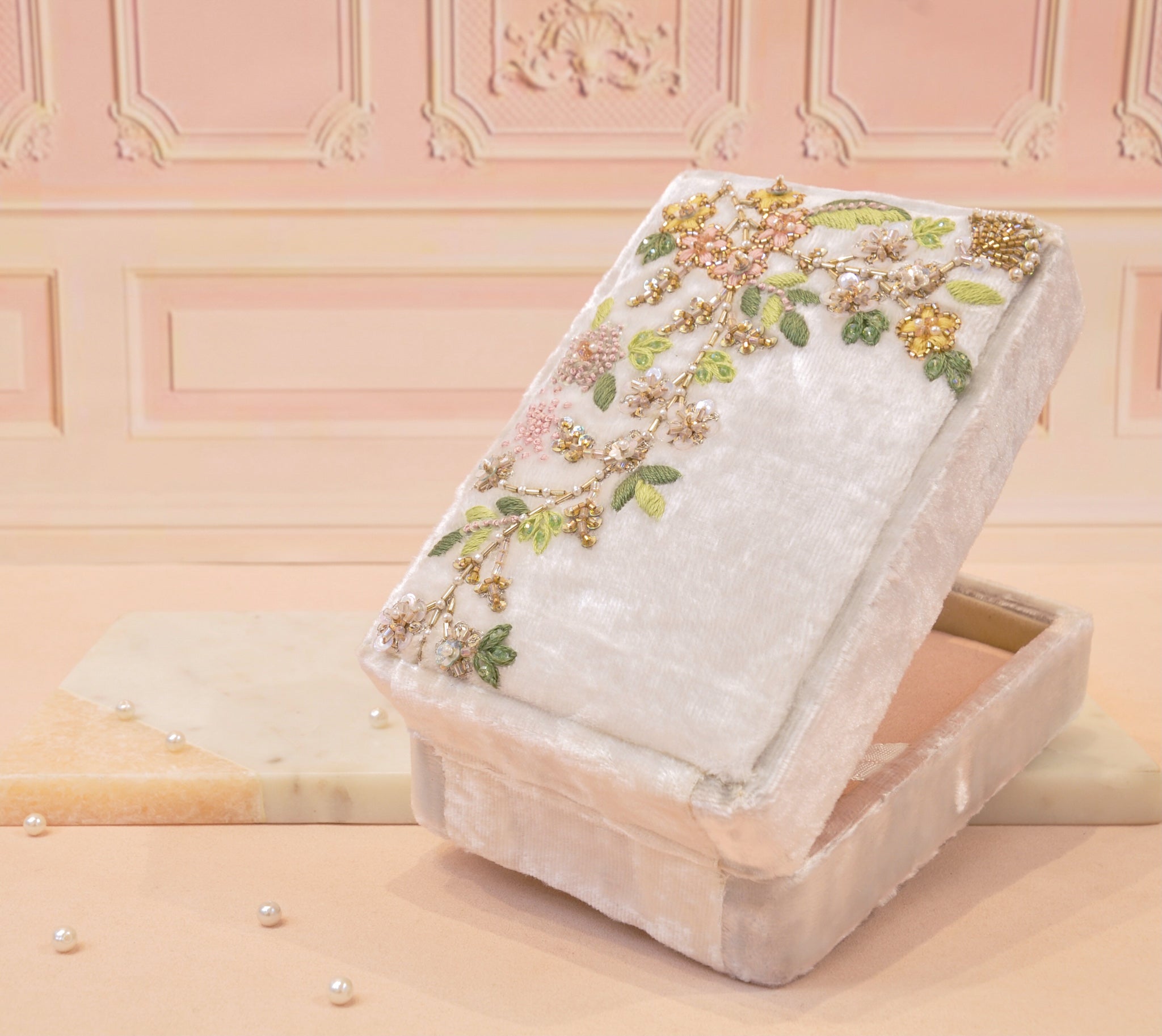 Garden of Time box – CrystazineStudio